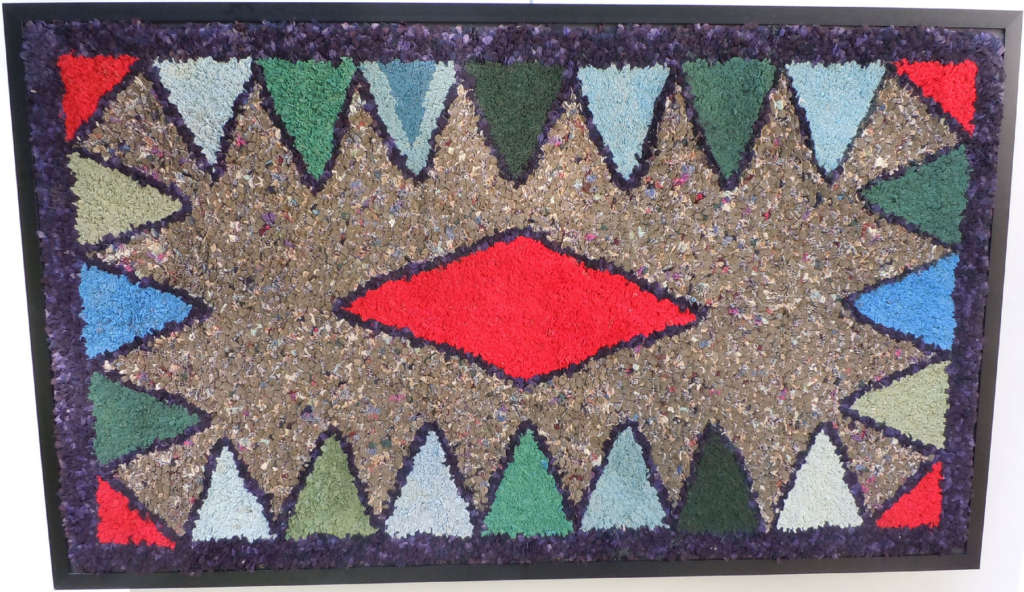 MENNONITE GEOMETRIC HOOKED RUG – American Antiques
