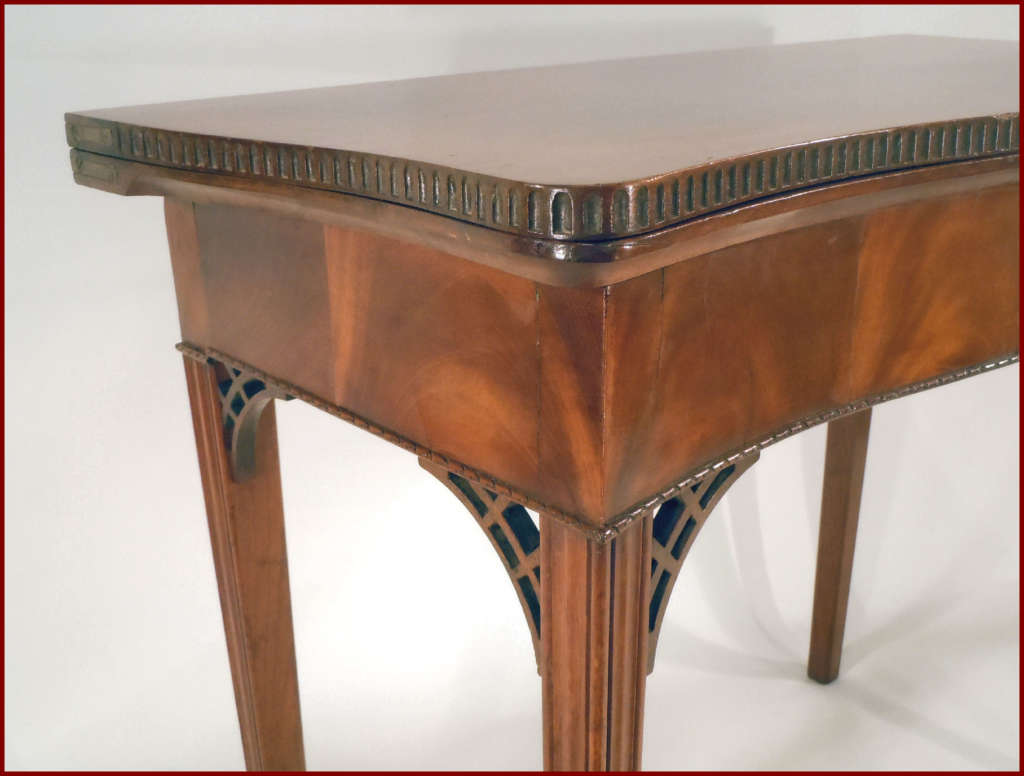 Newport, Rhode Island – HEPPLEWHITE CARD TABLE – American Antiques