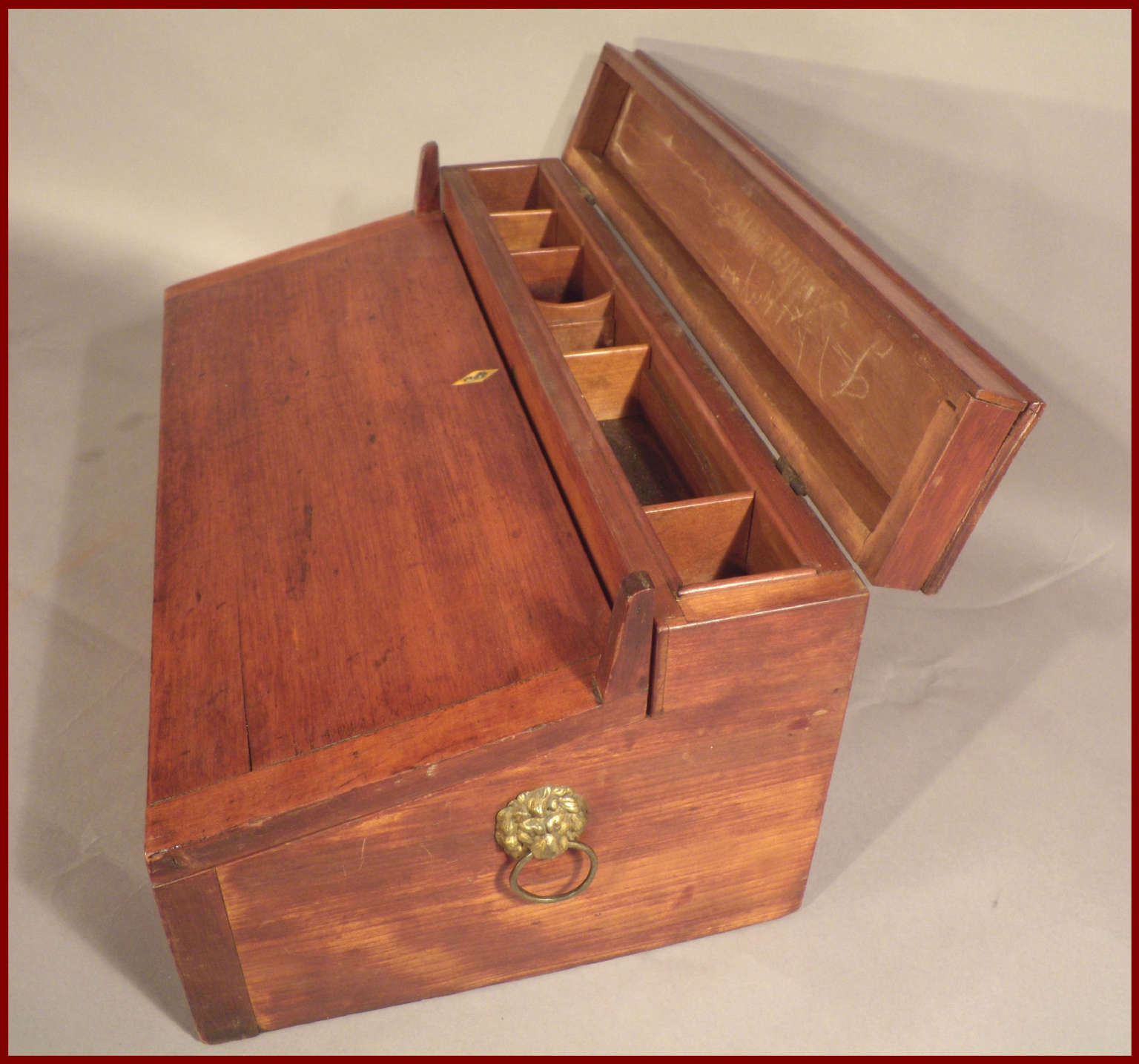 FEDERAL TRAVELING DESK – “CAPTAIN’S BOX” – American Antiques
